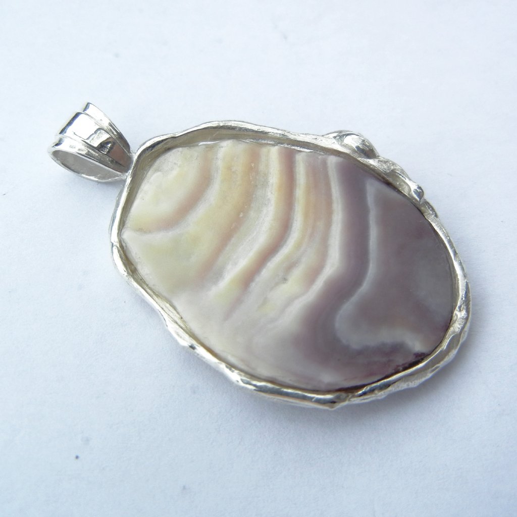 Organic Bezel Set Shell Pendant – Gold Works USA